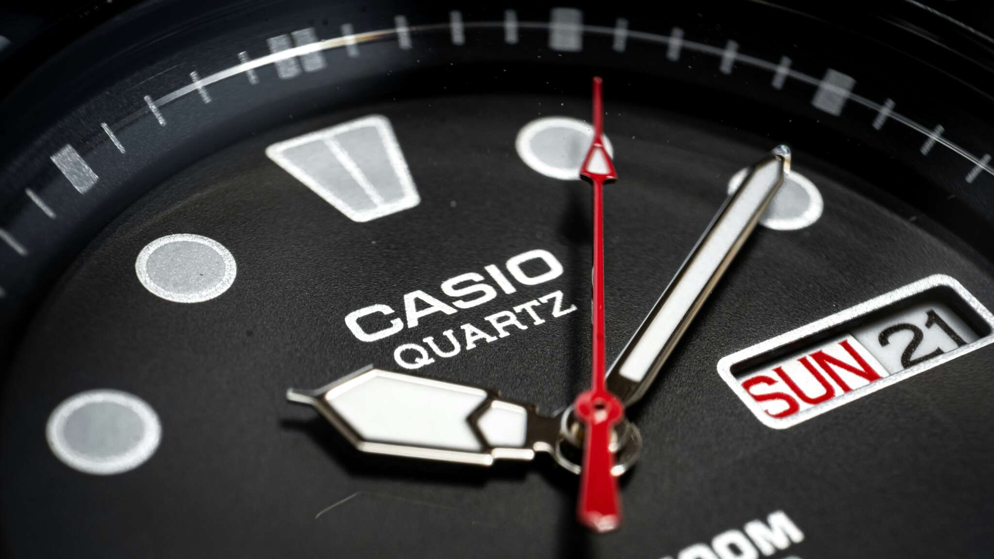 Quartz vs Automatic: Mana yang Lebih Mudah Dirawat? - TIK-TOK Watch Repair